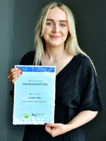 Prestigious UK national award and graduation for Amber | News | The ...