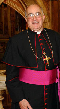 University announces distinguished line-up for Sunday Chapel Services ...